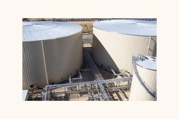 Tank insulation solutions for asphalt / petroleum sector