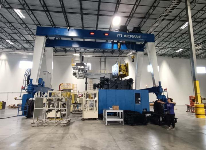 Comparing Rubber Tyred Gantry Cranes and Rail-Mounted Cranes for Warehouses