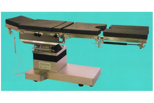 Diamond Delux Comfort 60 Multipurpose Electric Operating Tables With ...