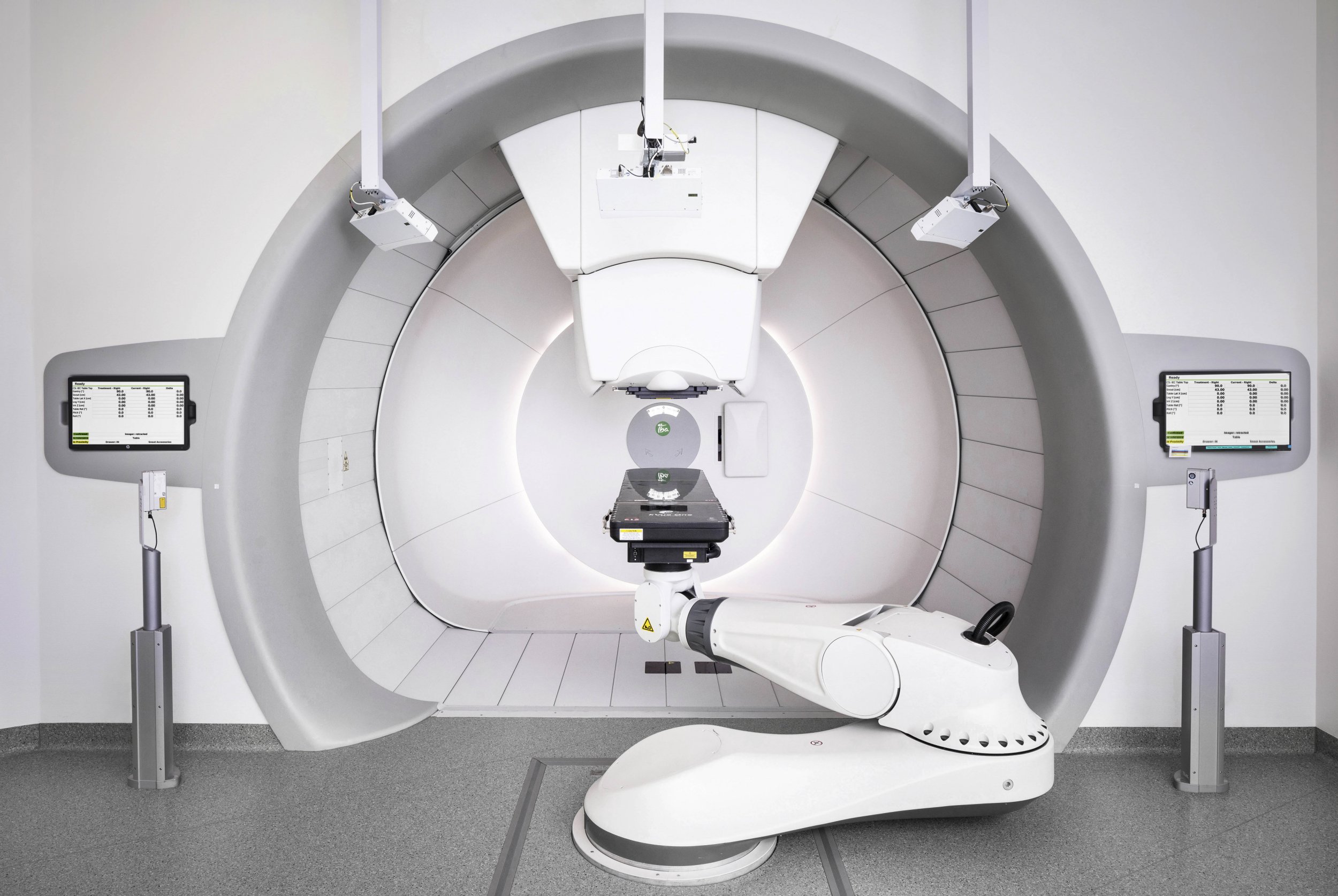 Proteus ONE Single-Room Proton Therapy Solution