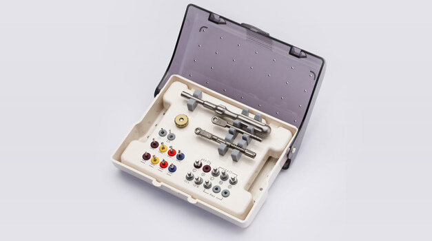 Dental implants - Dental implants Sets by General Implants GmbH