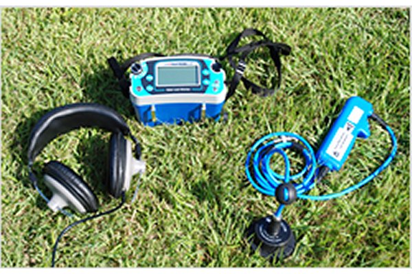 MWM DNR-18 Ground Microphone with Automatic Noise Filter