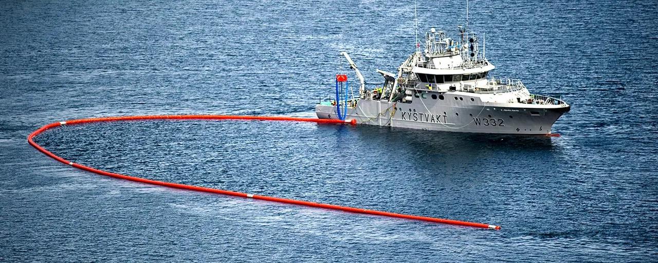 NorLense NO-450-S and NO-600-S Single Point Inflated Oil Boom Coastal ...
