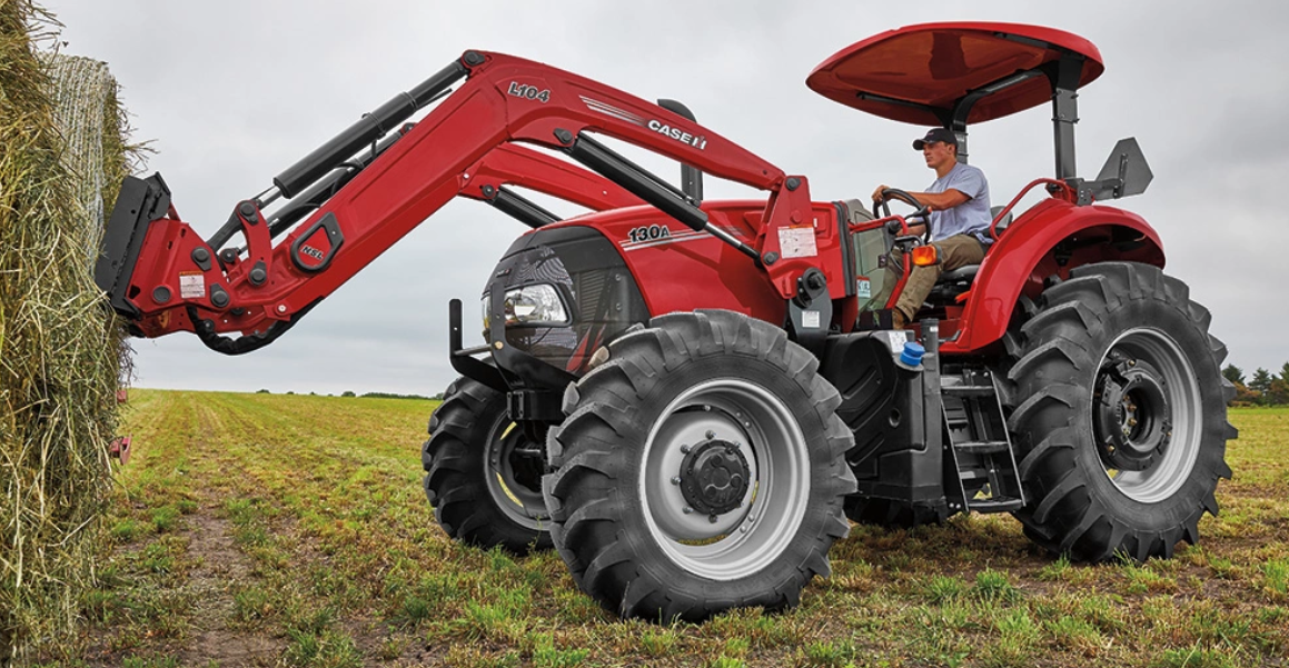 Case IH 100A series Large Utility Tractor