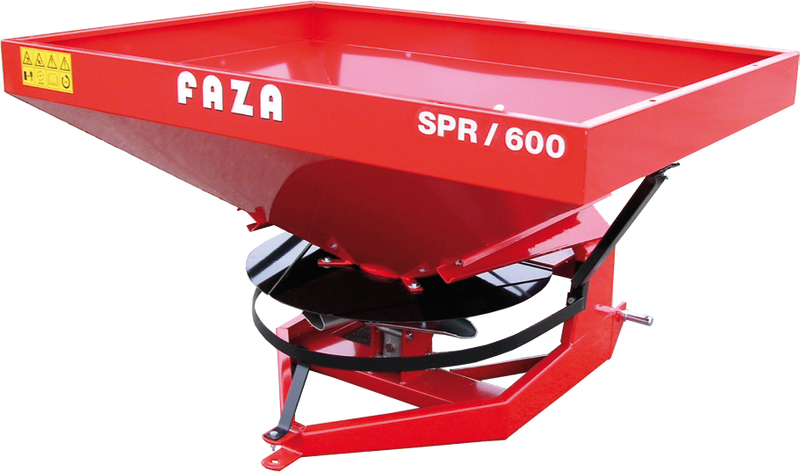 SPR Rectangular Hopper Fertilizer Spreader