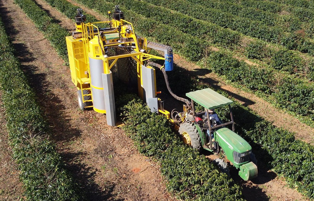 Oxbo 940+ Coffee Harvester