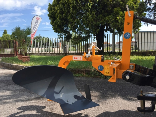 Deleks DP-18 Single Plough for Tractors